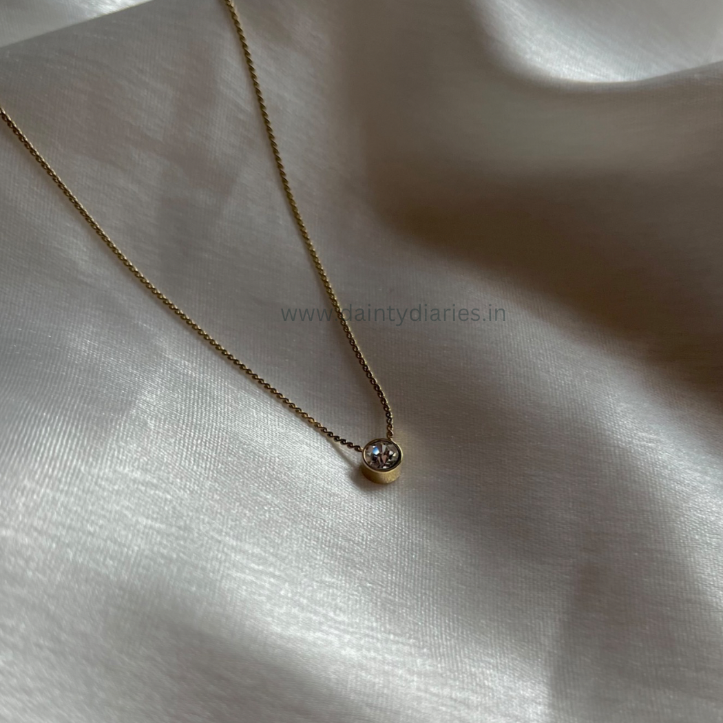 Neck Pieces – Dainty Diaries